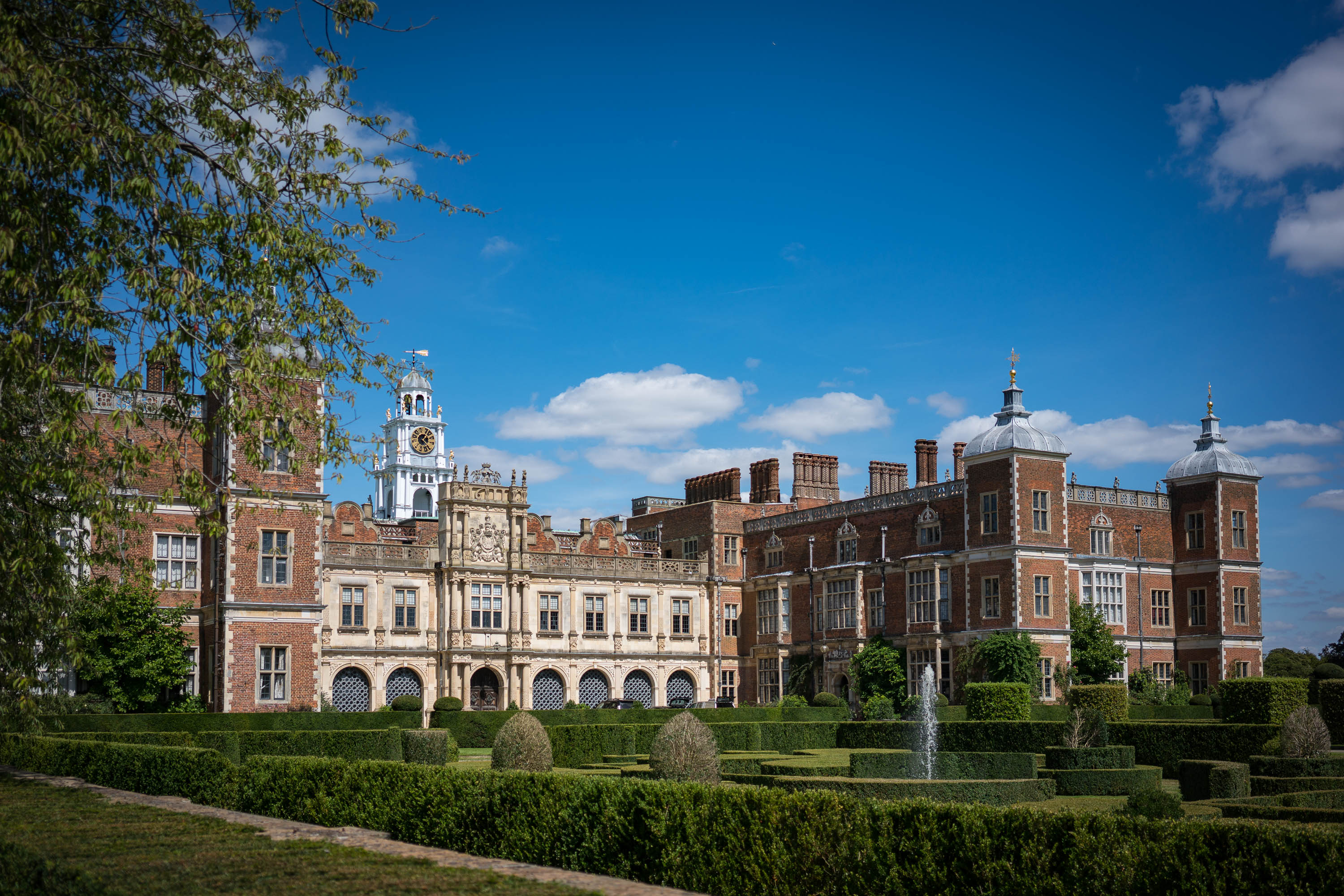 Hatfield House – A Life In London